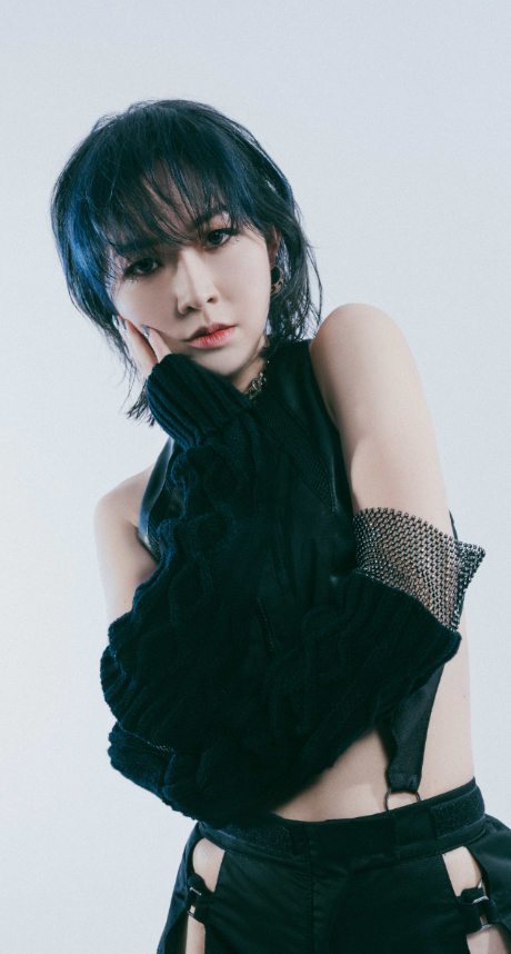 新加坡新星 J.M3 劉宣怡主打歌〈X〉邀「時尚音樂人」KIRE 合作